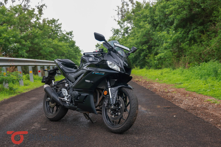 Yamaha R3 Price, Mileage, Weight, Specifications