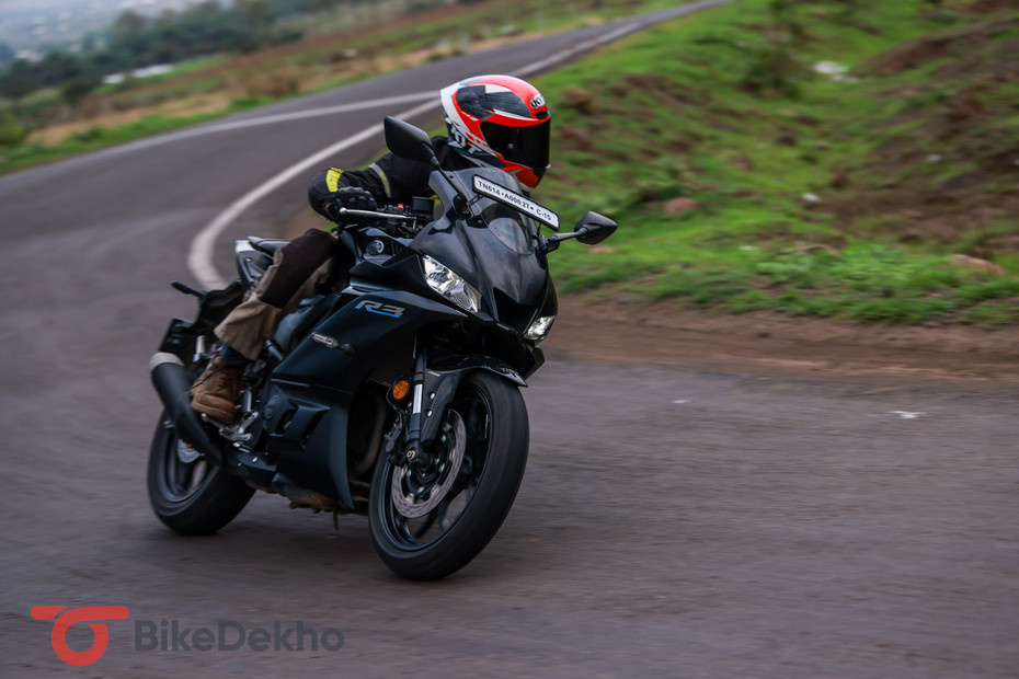 Yamaha R3 Price, Mileage, Weight, Specifications