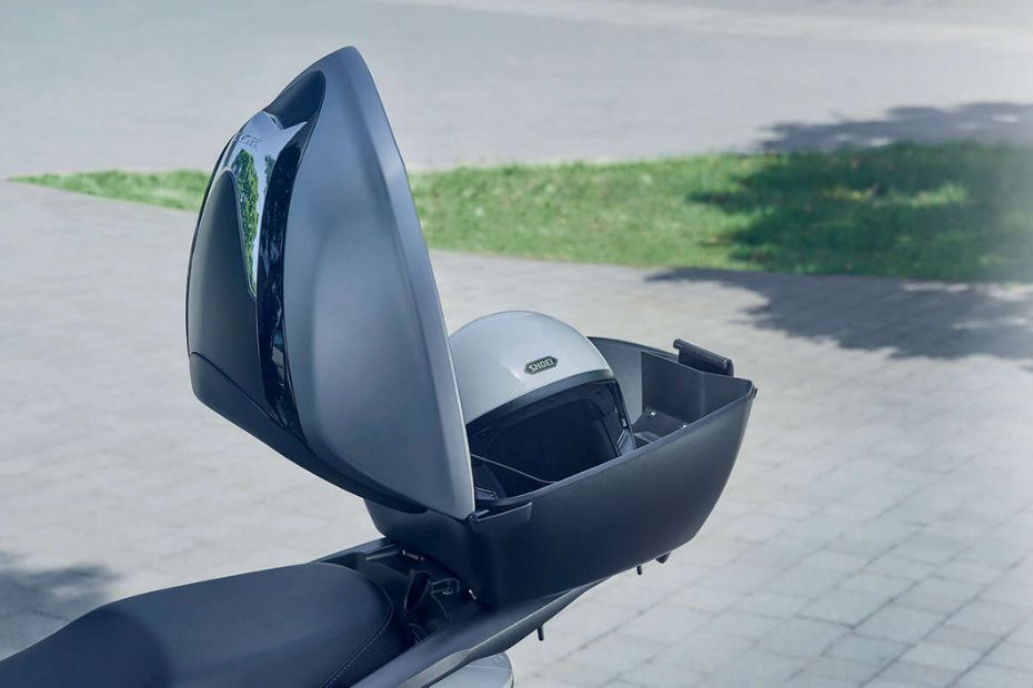 Honda Activa Electric Removable Battery Pack Teased, Battery Details ...