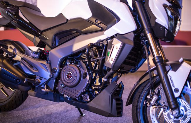 The Bajaj Dominar Pricing Shocker - How Did Bajaj Manage It? | Bikedekho