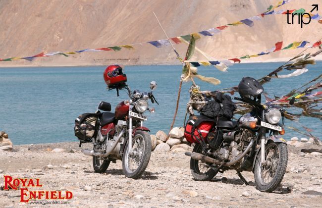 7 Reasons Why Indians are madly in Love with Royal Enfield | Bikedekho