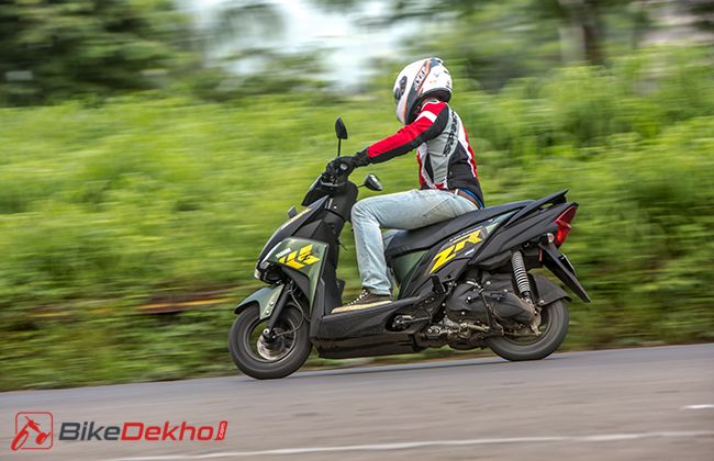 Yamaha Ray ZR Price, EMI, Specs, Images, Mileage and Colours