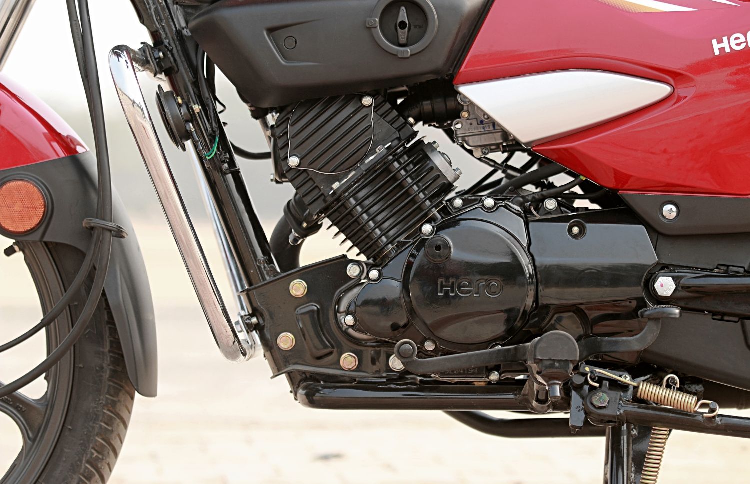 Hero Super Splendor, Passion Pro And Passion XPro First Ride Review ...