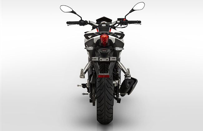 Benelli TNT 25 Image Gallery and Details | BikeDekho