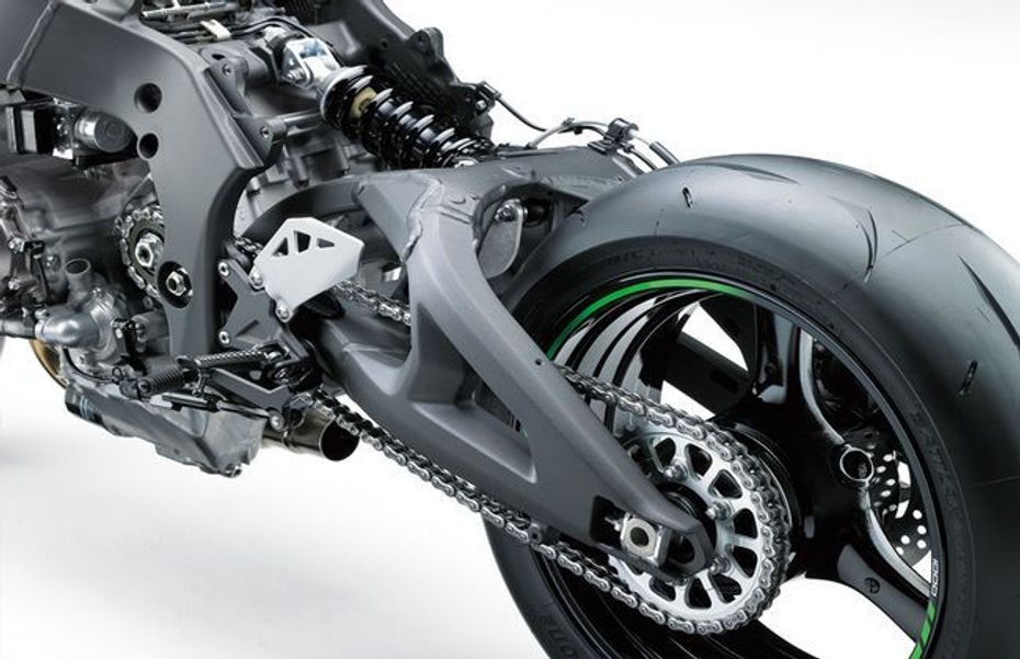New Kawasaki Ninja ZX-10R On road Price, Mileage, Weight, Speed